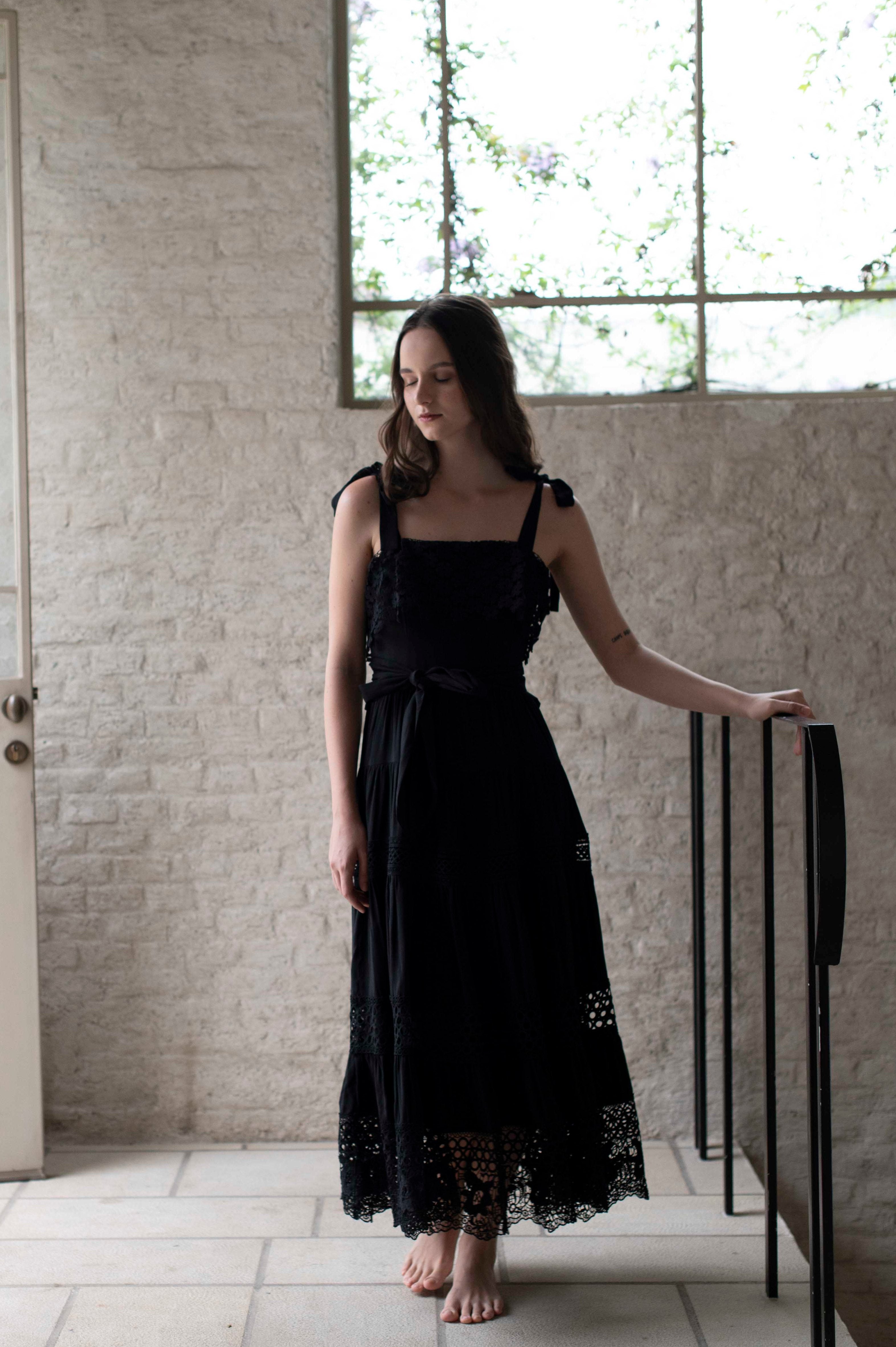 Della Dress in Black | Sleeveless Dress | Elegant Black Dress for Woman ...